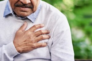 Panic Attack vs. Heart Attack - Know the Symptoms | Physicians Alliance ...